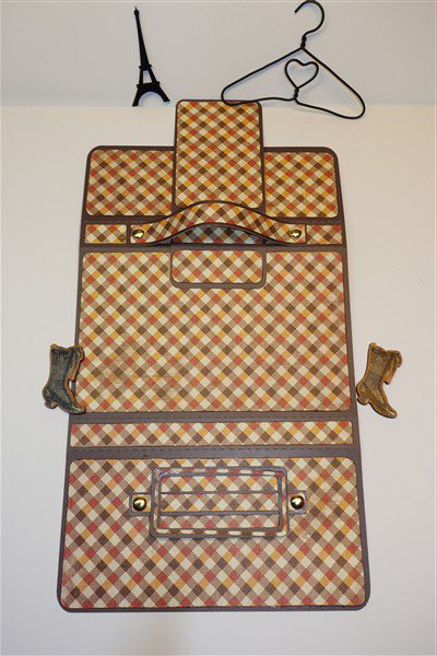 Video Tutorial How to Make Suitcase Card